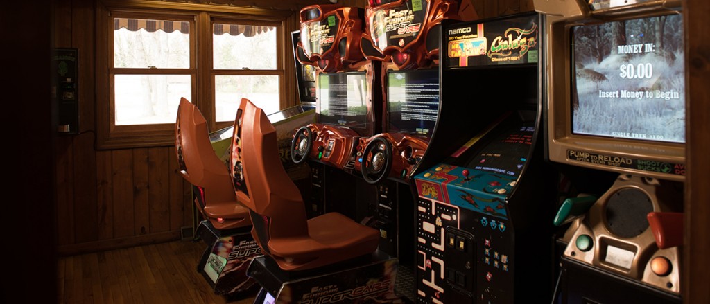 Bite Into a Legend at Redamak’s in New Buffalo, Michigan